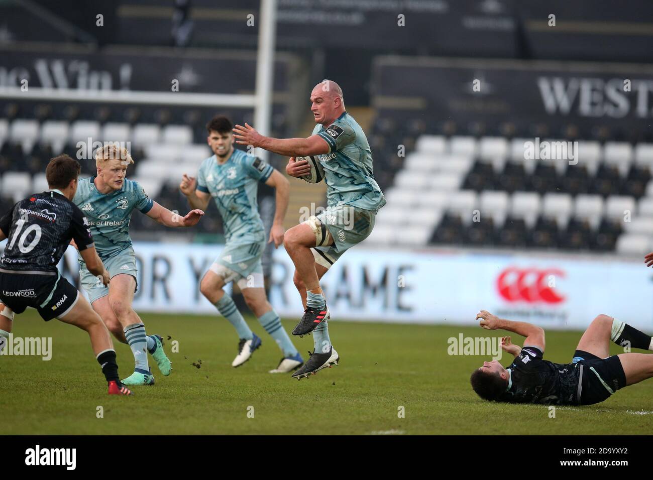 Rhys williams rugby league wales hi-res stock photography and images ...