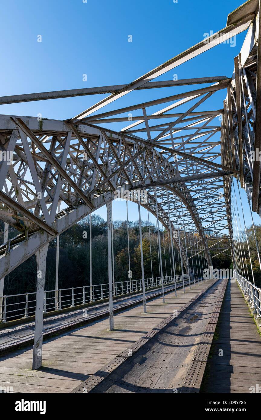 Wylam bridge hi-res stock photography and images - Alamy