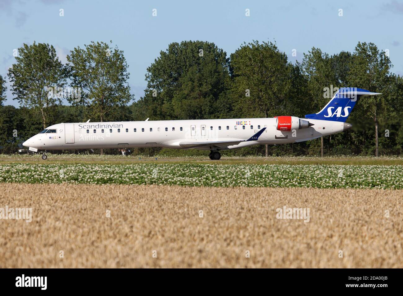 Cityjet crj900 hi-res stock photography and images - Alamy