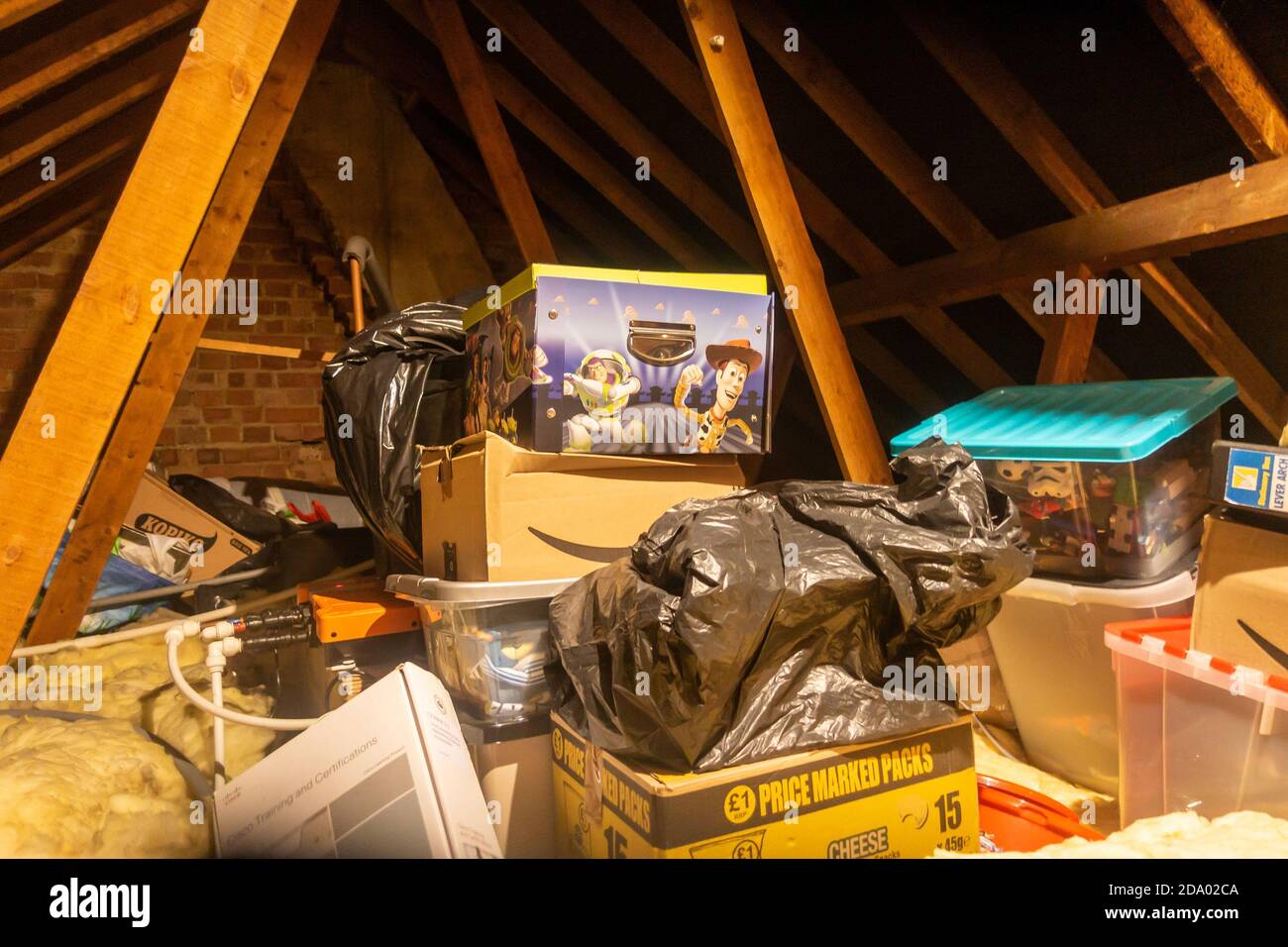 Storage space in the loft hi-res stock photography and images - Alamy