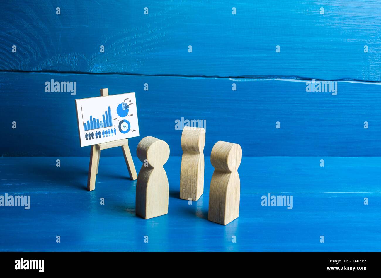 Briefing chart hi-res stock photography and images - Alamy