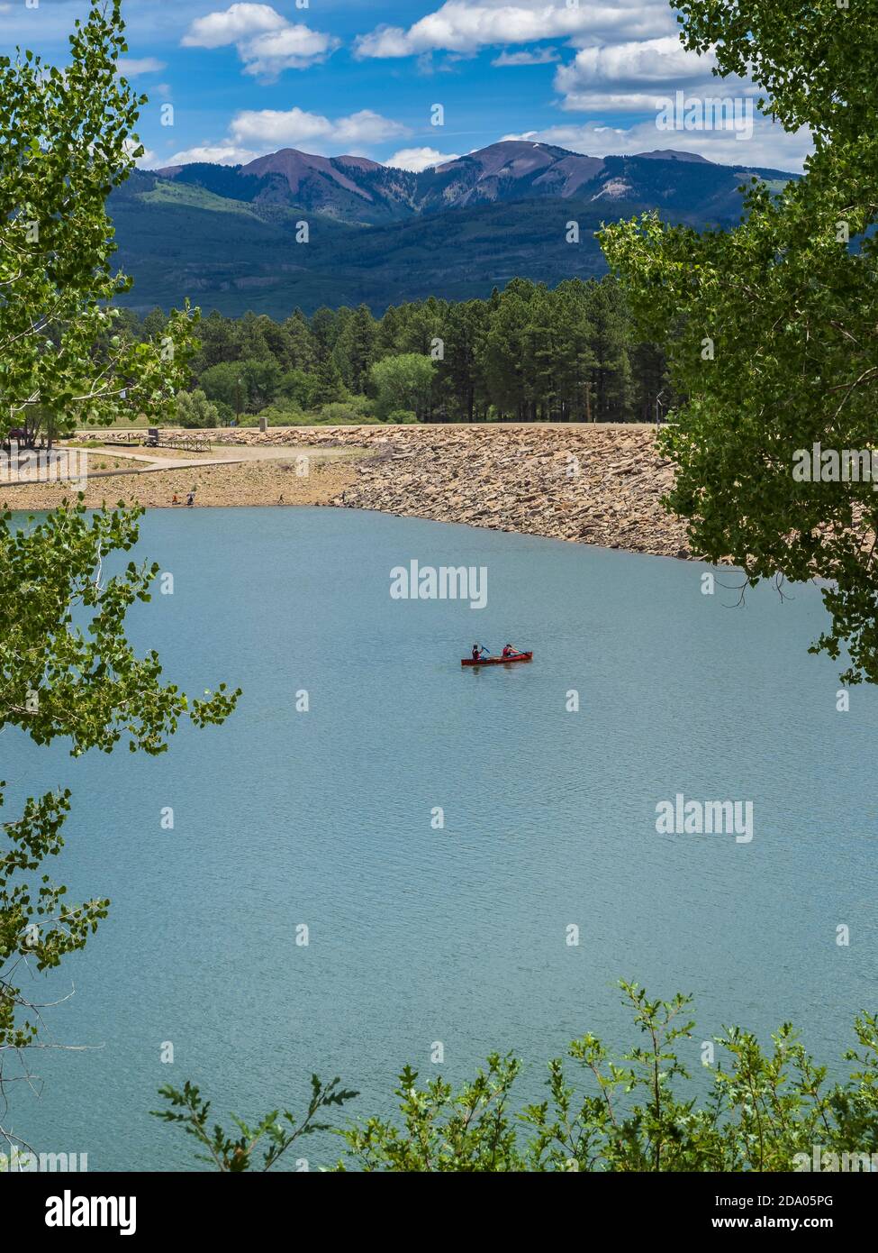 Dam canoe boat hi-res stock photography and images - Alamy