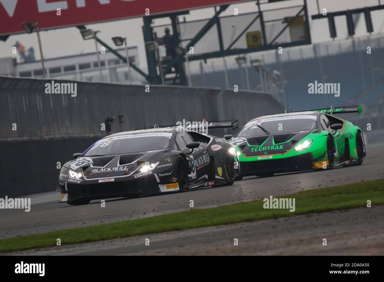 Silverstone, UK. 08th Nov, 2020. Barwell Motorsport Lamborghini Huracan ...