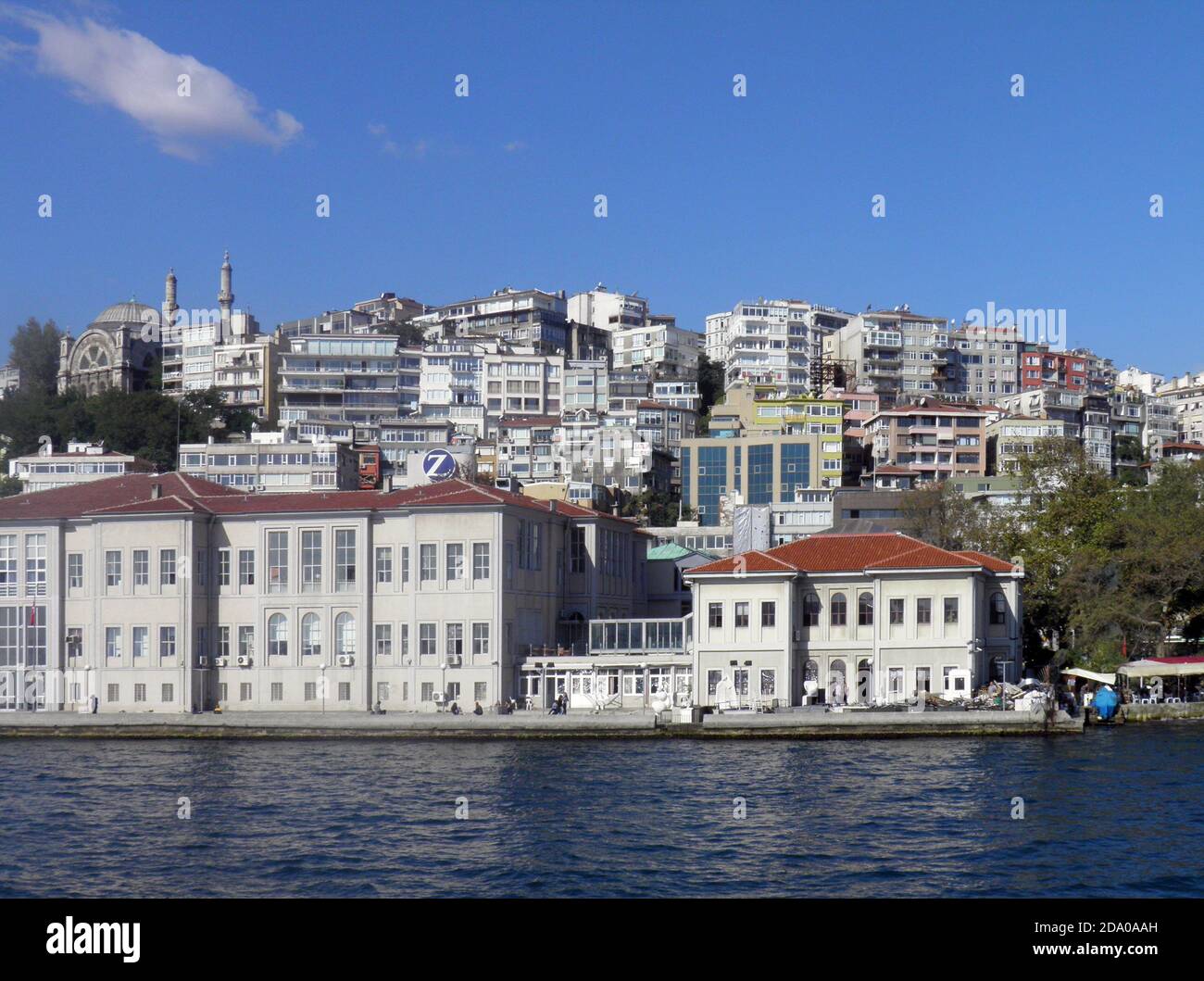 Istanbul, Turkey. The Bosphorus and the skyline Stock Photo - Alamy