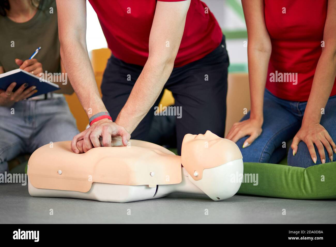Practicing cpr hi-res stock photography and images - Alamy