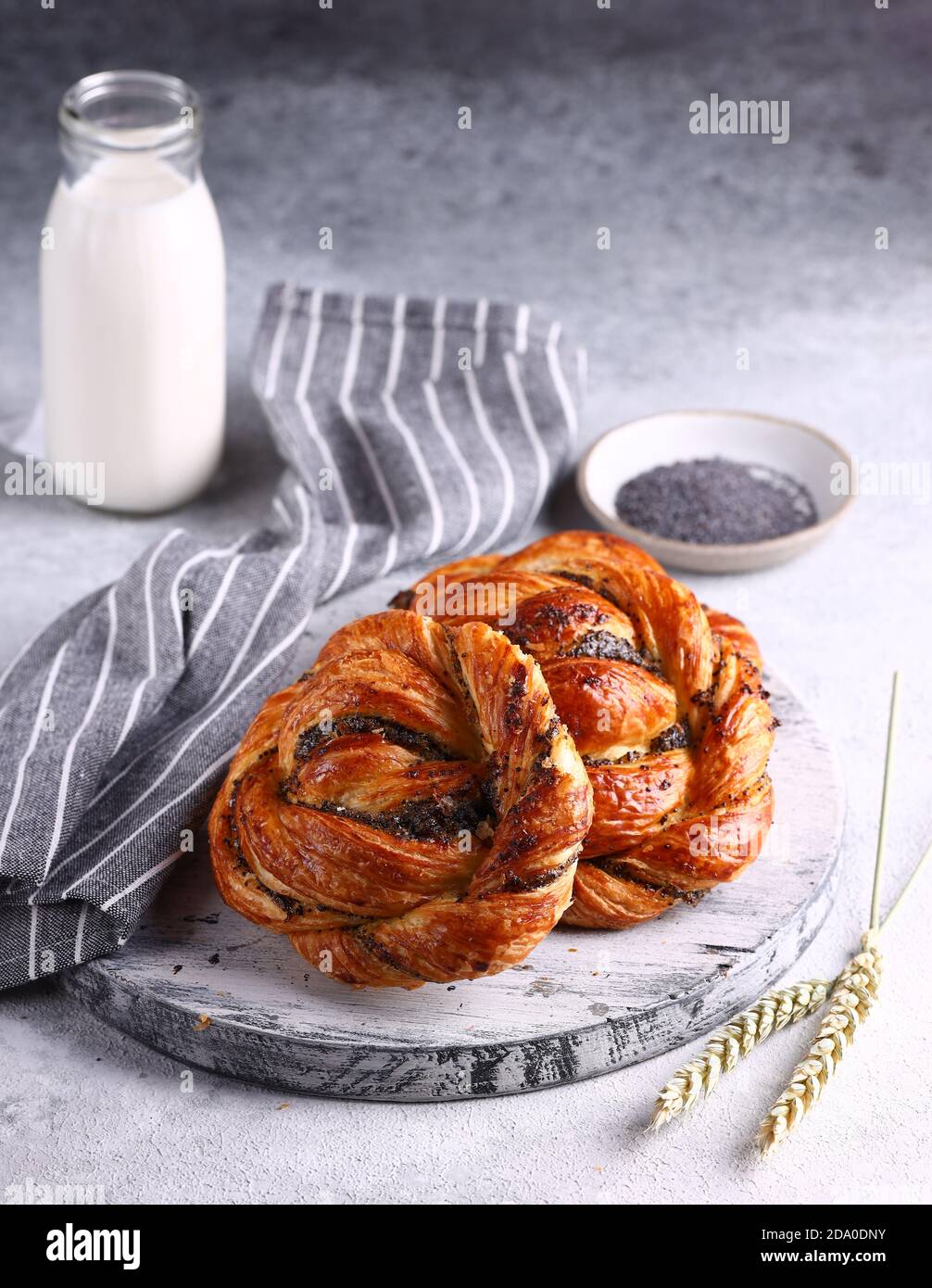 homemade poppy seed buns for dessert Stock Photo - Alamy