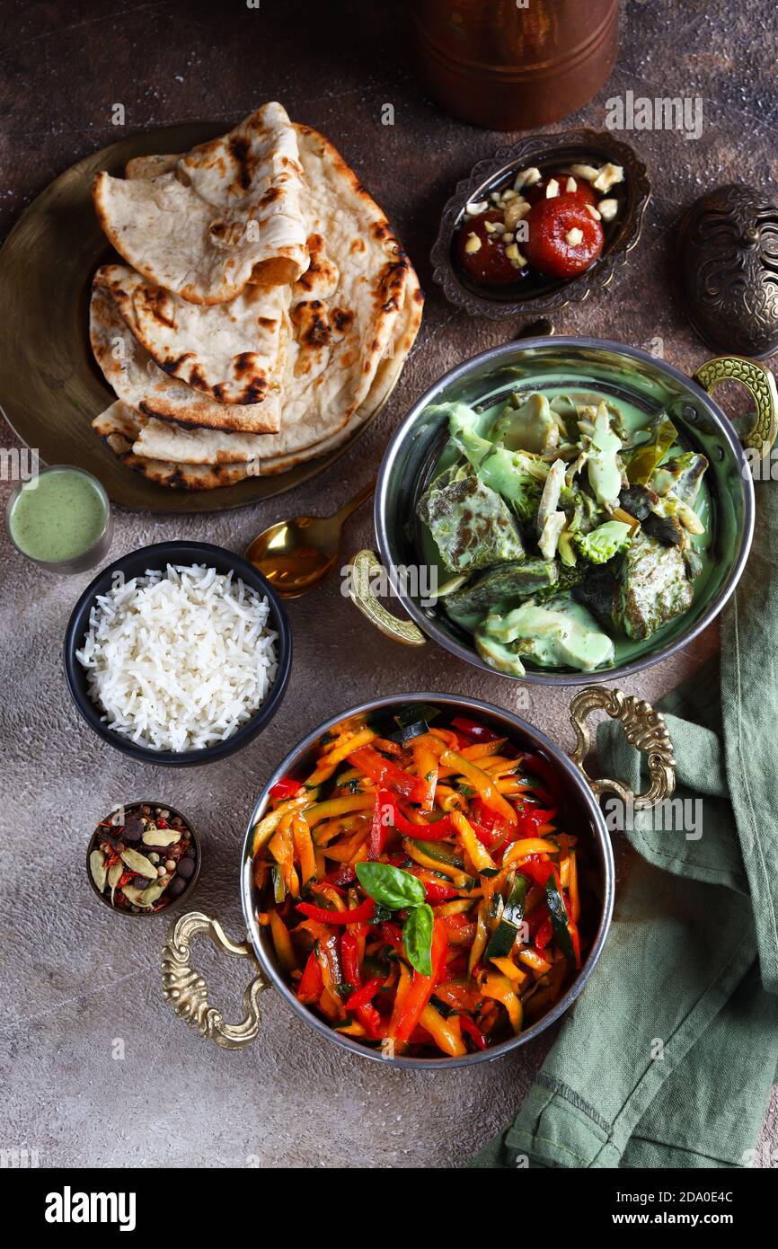 traditional indian food green curry lamb and jam salad Stock Photo - Alamy