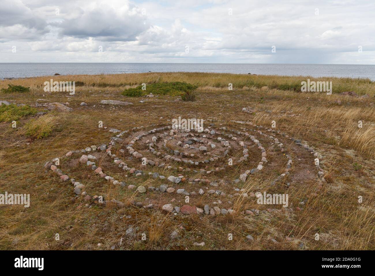 Turf labyrinth hi-res stock photography and images - Alamy