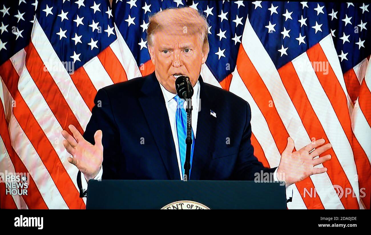 2020 election night hi-res stock photography and images - Alamy