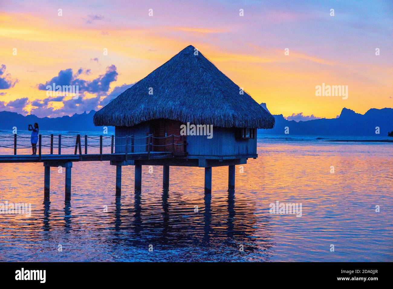 Sunset in Le Meridien Hotel on the island of Tahiti, French Polynesia ...