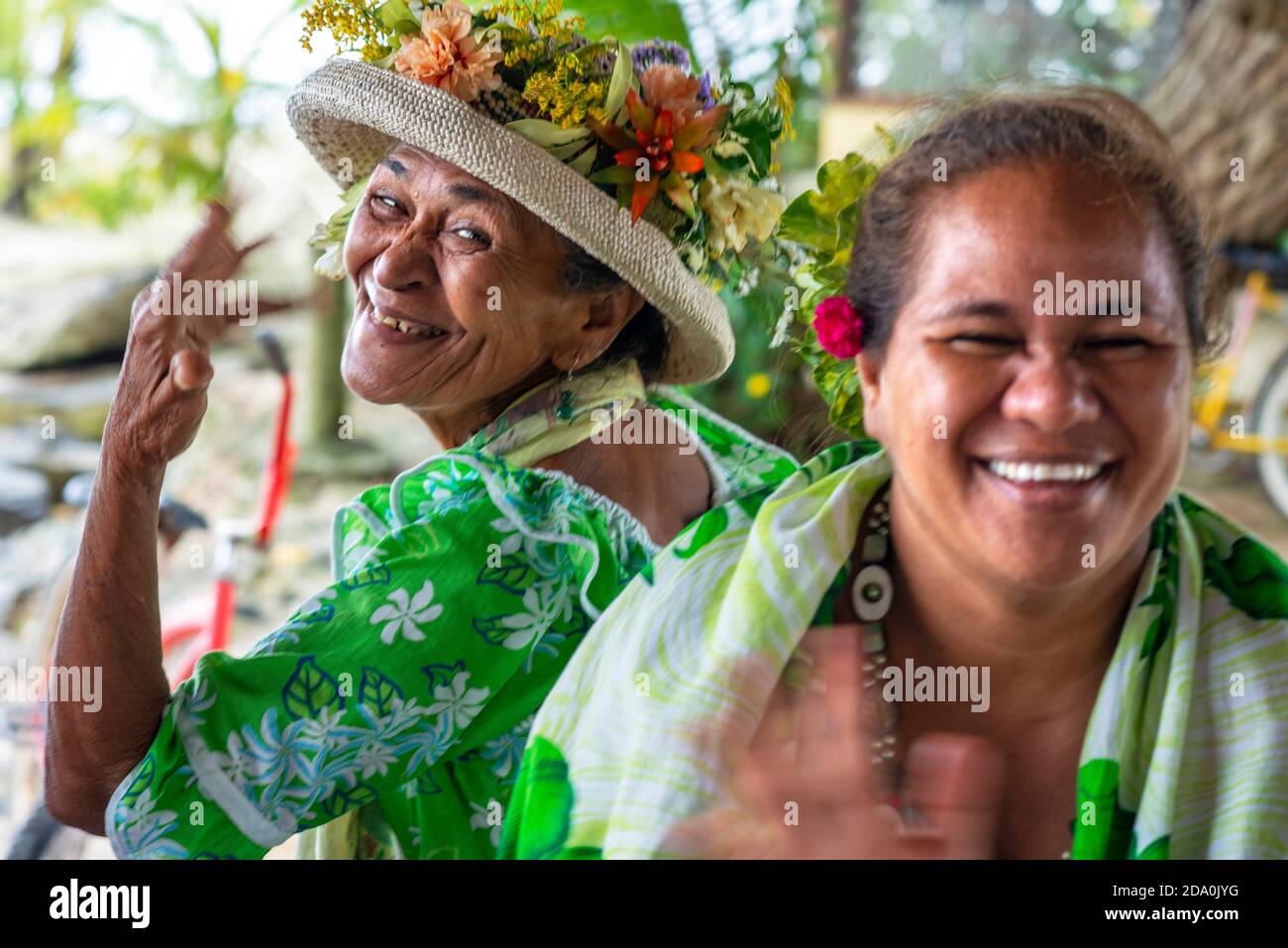 Portrait polynesian woman tahiti french hi-res stock photography and ...