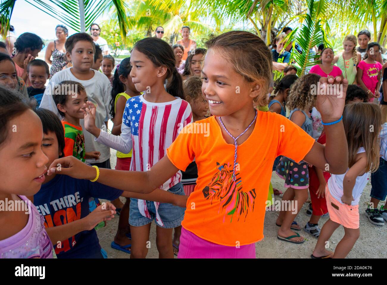 French polynesia tahiti island children hi-res stock photography and ...