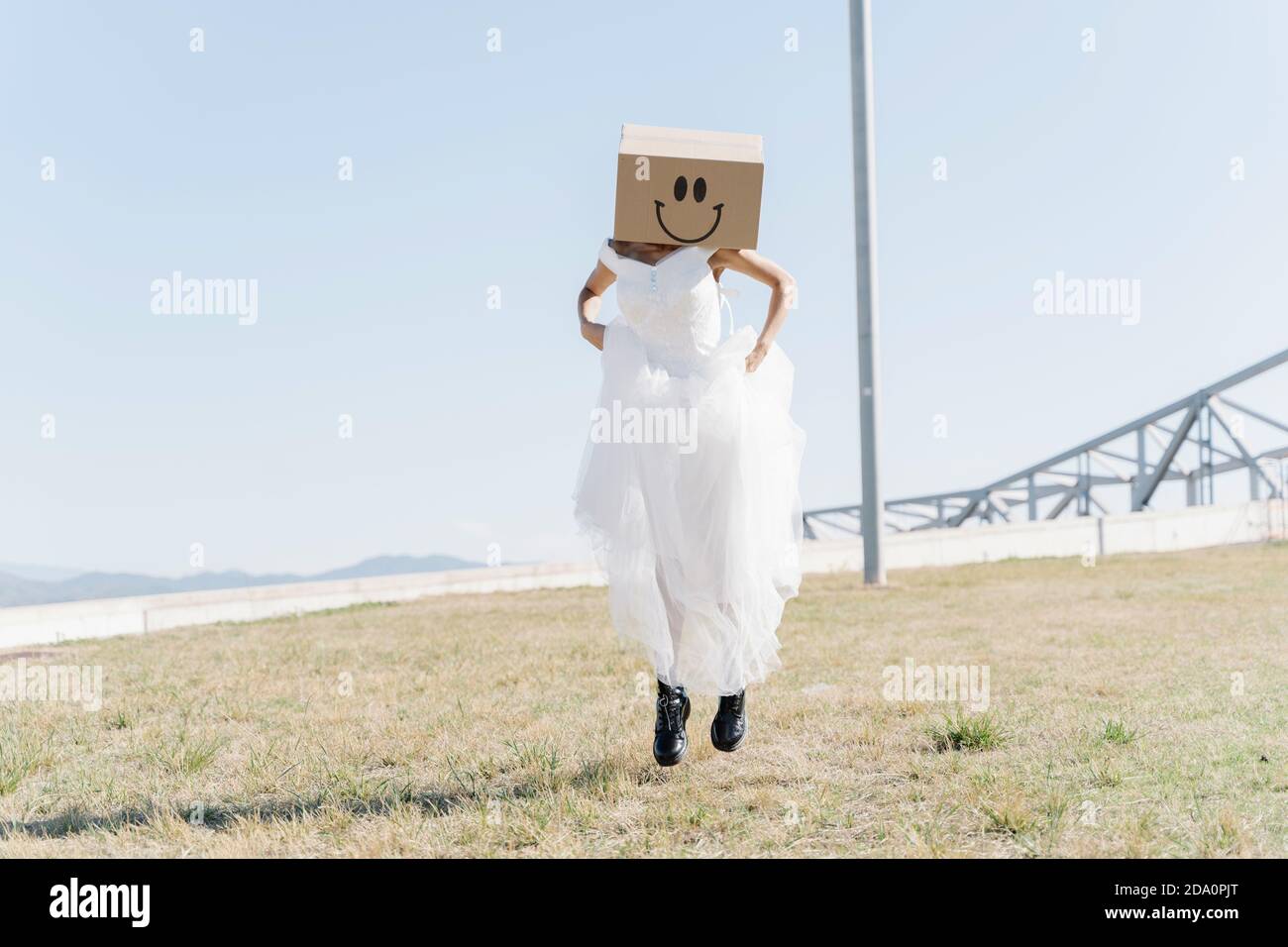 Excited bride hi-res stock photography and images - Alamy