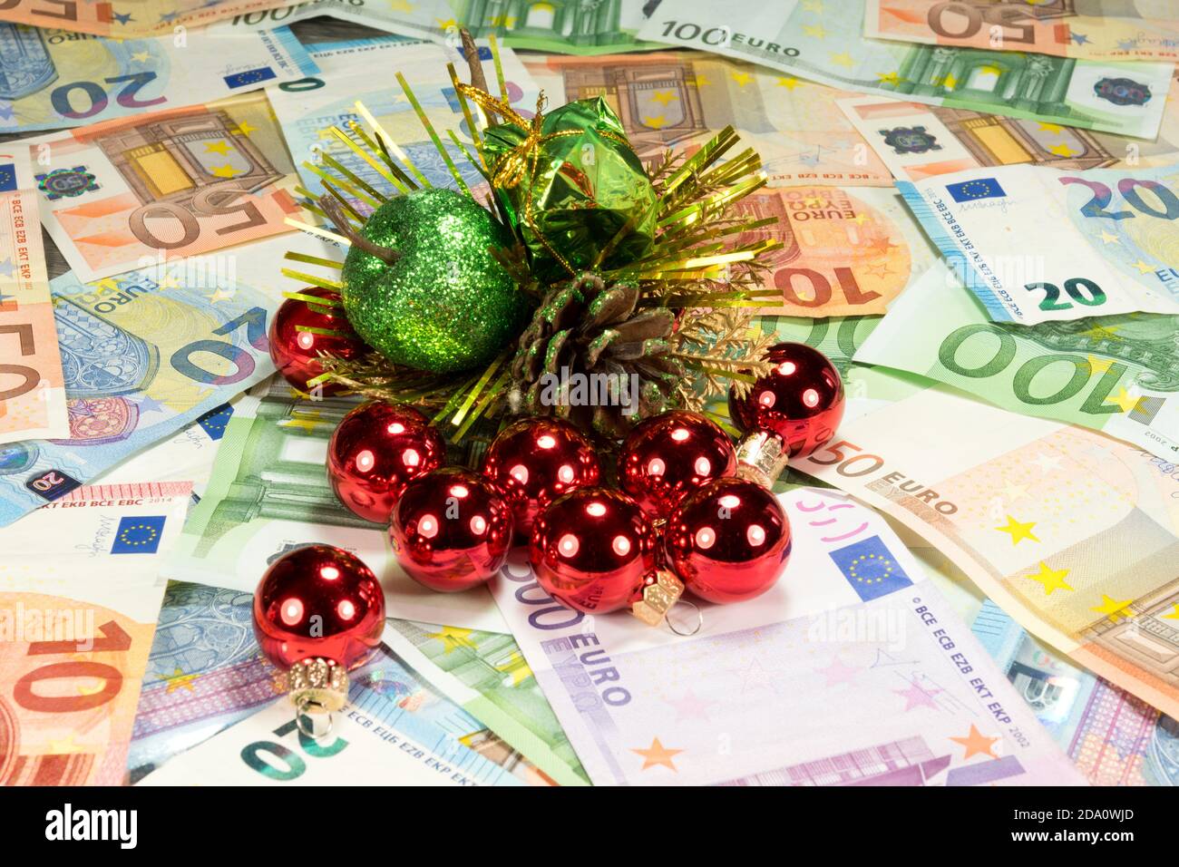Money balls hi-res stock photography and images - Alamy