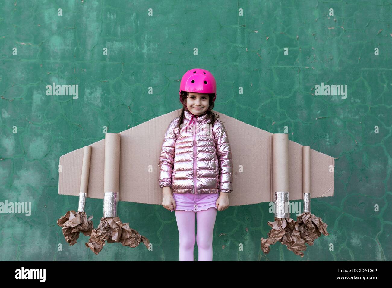 Jetpack wings hi-res stock photography and images - Alamy