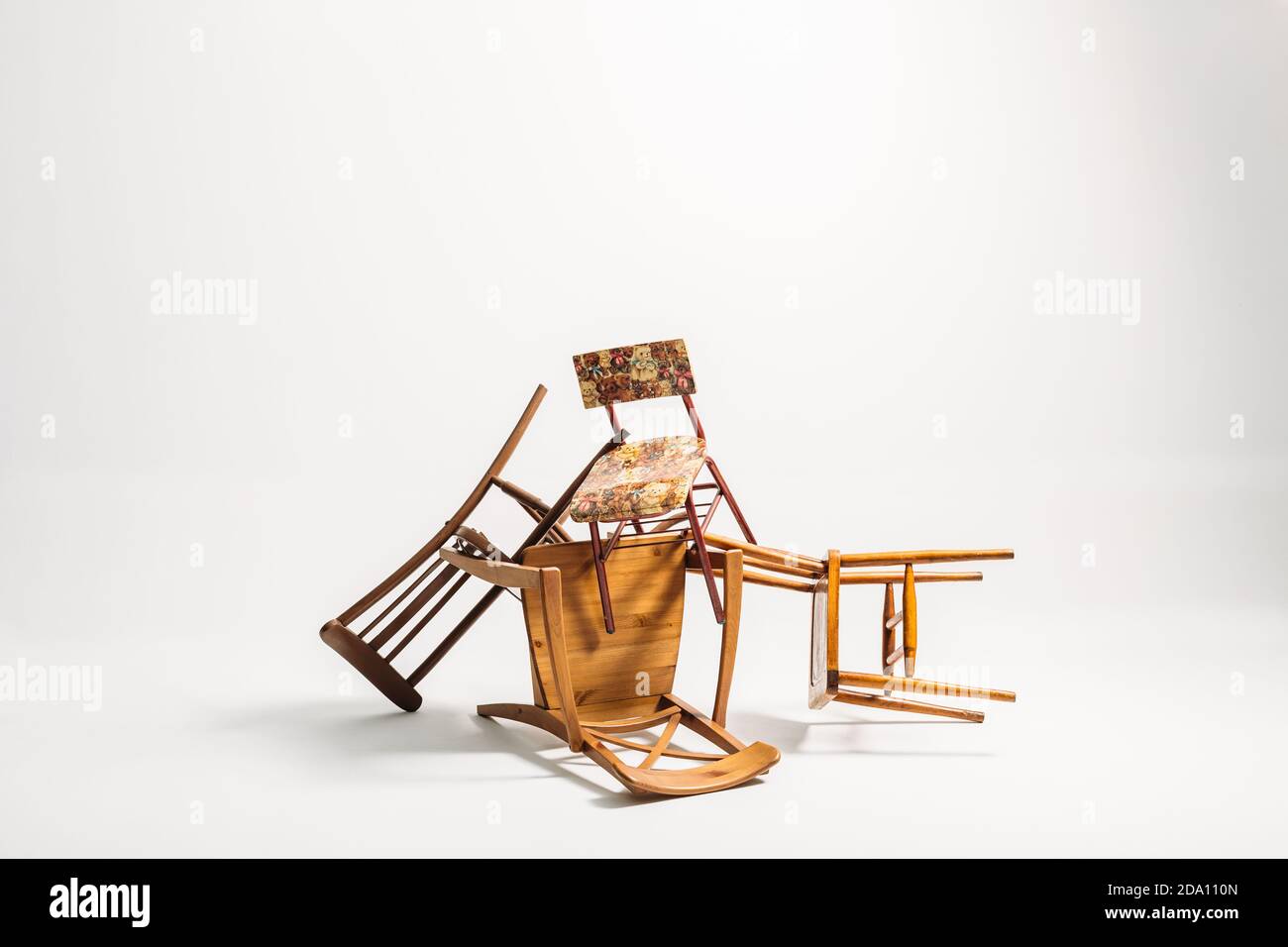 Vintage chairs set out hi-res stock photography and images - Alamy