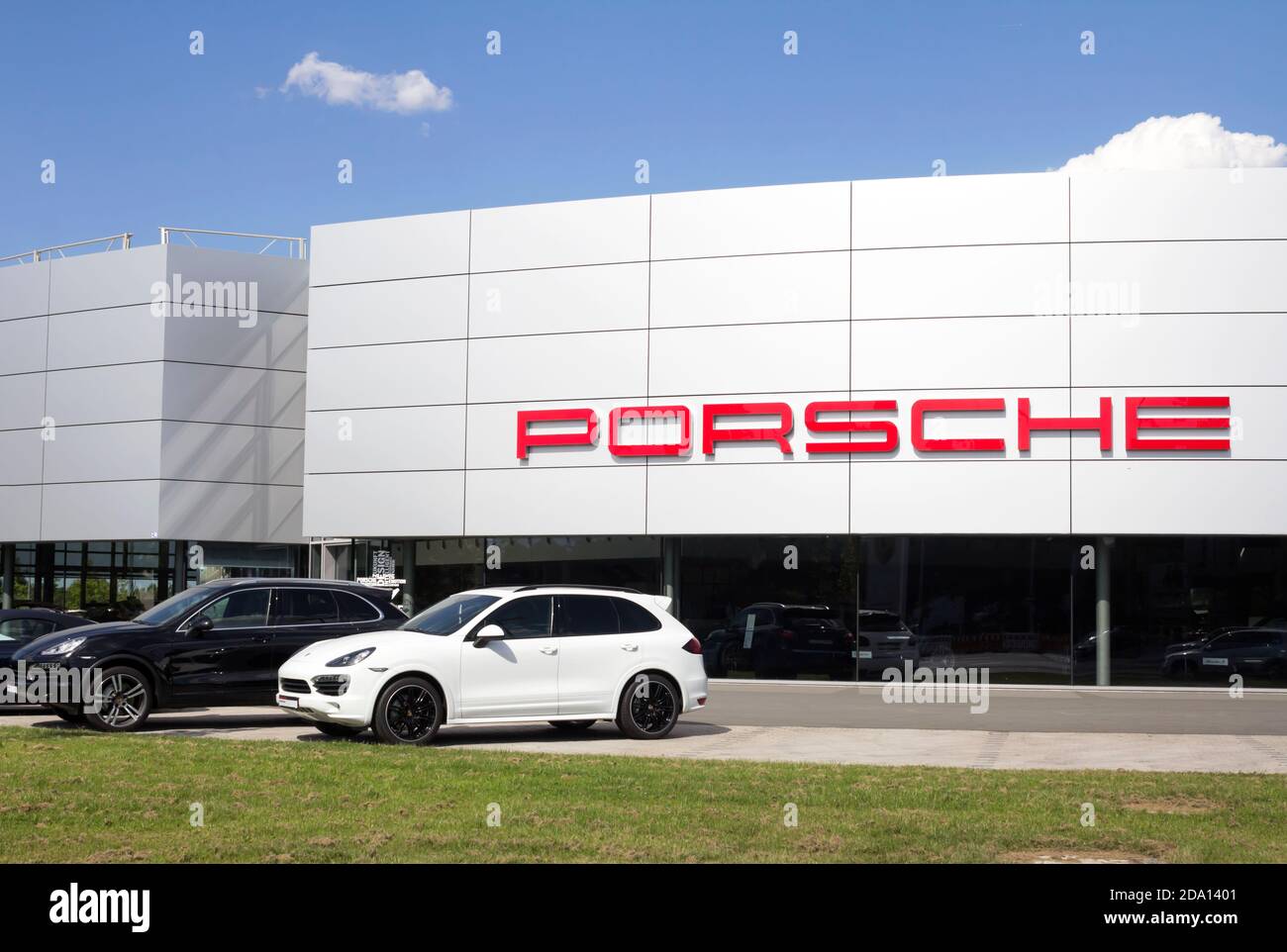 German Car Manufacturer High Resolution Stock Photography and Images ...