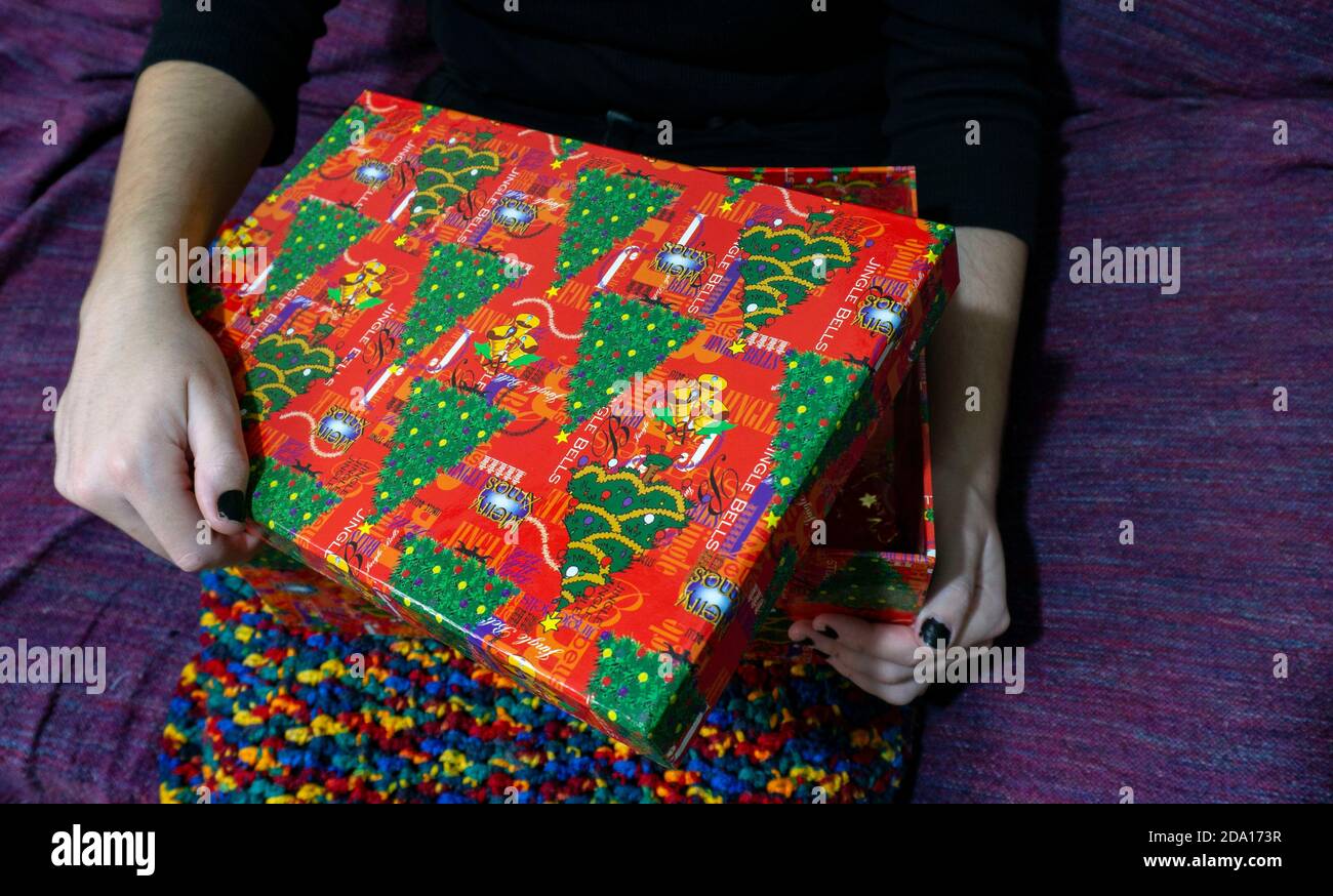 Opening a box hi-res stock photography and images - Alamy