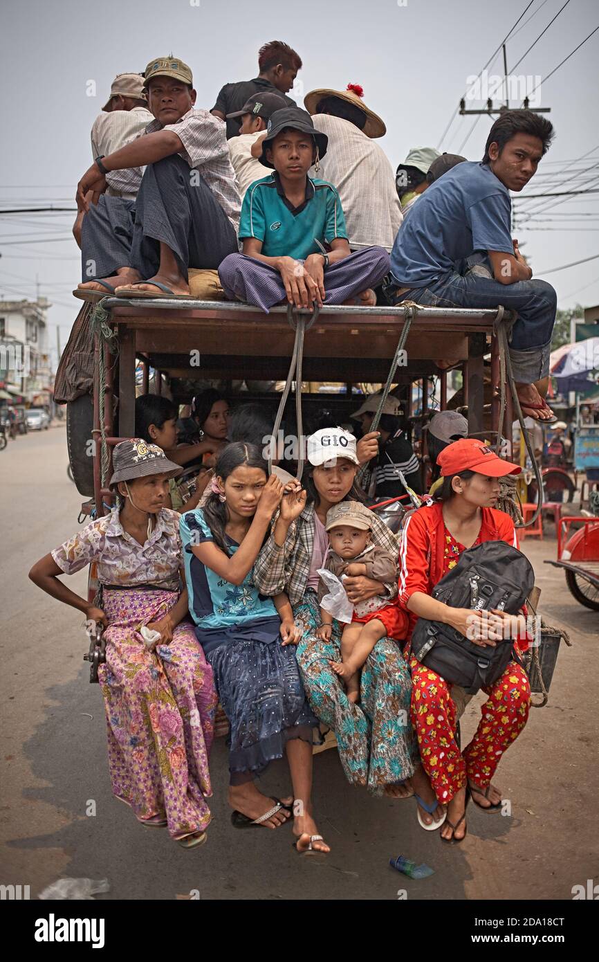 Overloaded truck people asia hi-res stock photography and images - Alamy