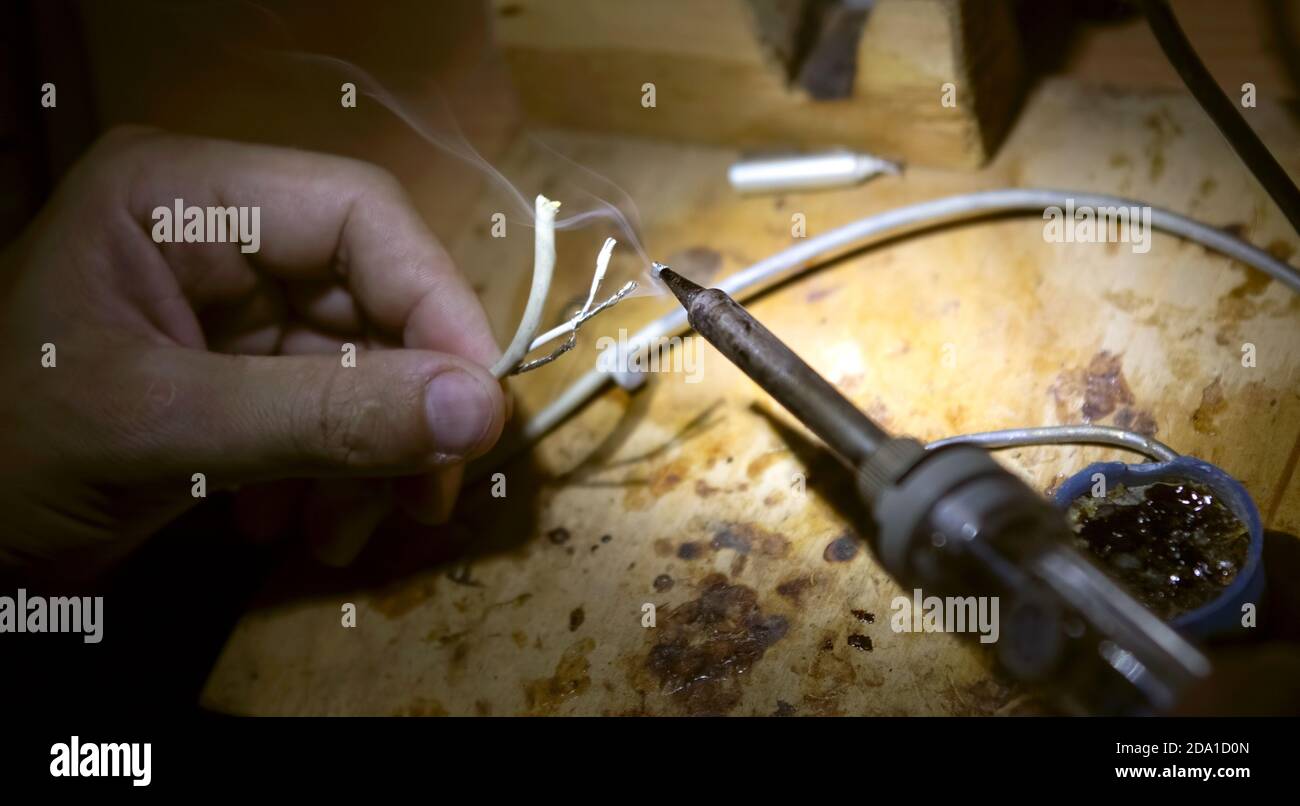 Soldering hi-res stock photography and images - Alamy