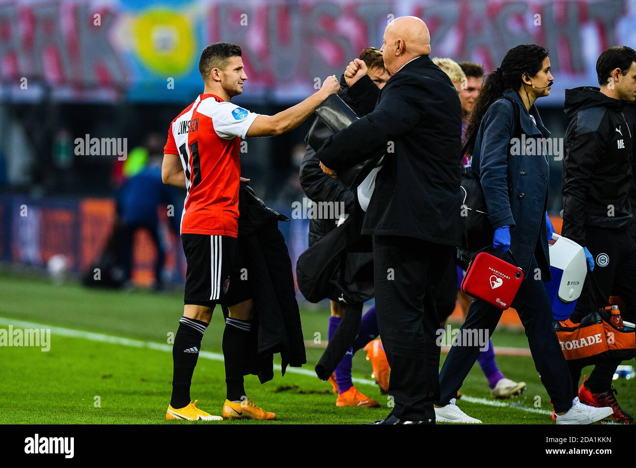 ROTTERDAM, NETHERLANDS - NOVEMBER 08: Feyenoord player Bryan Linssen ...