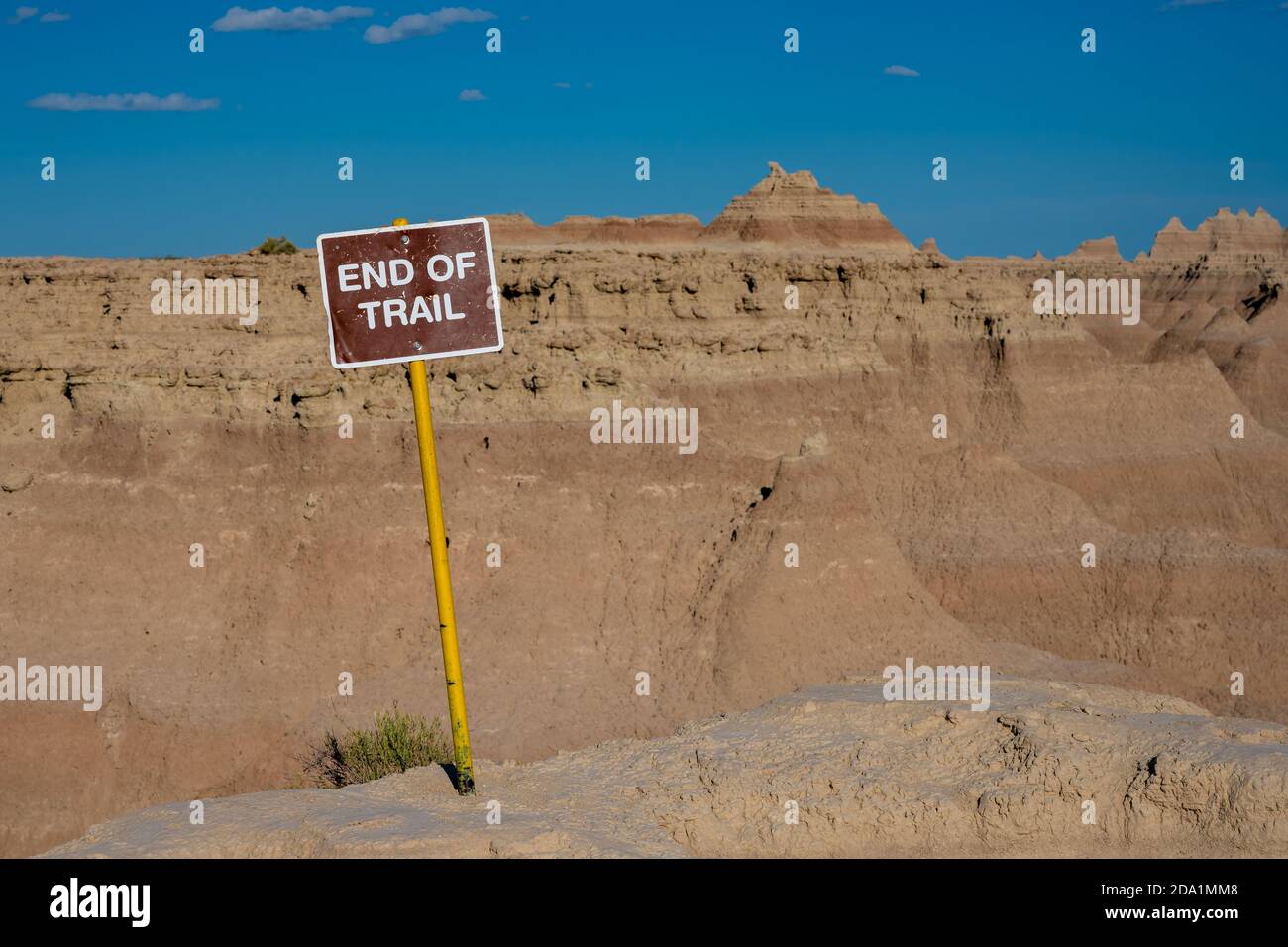 End of trail sign hi-res stock photography and images - Alamy