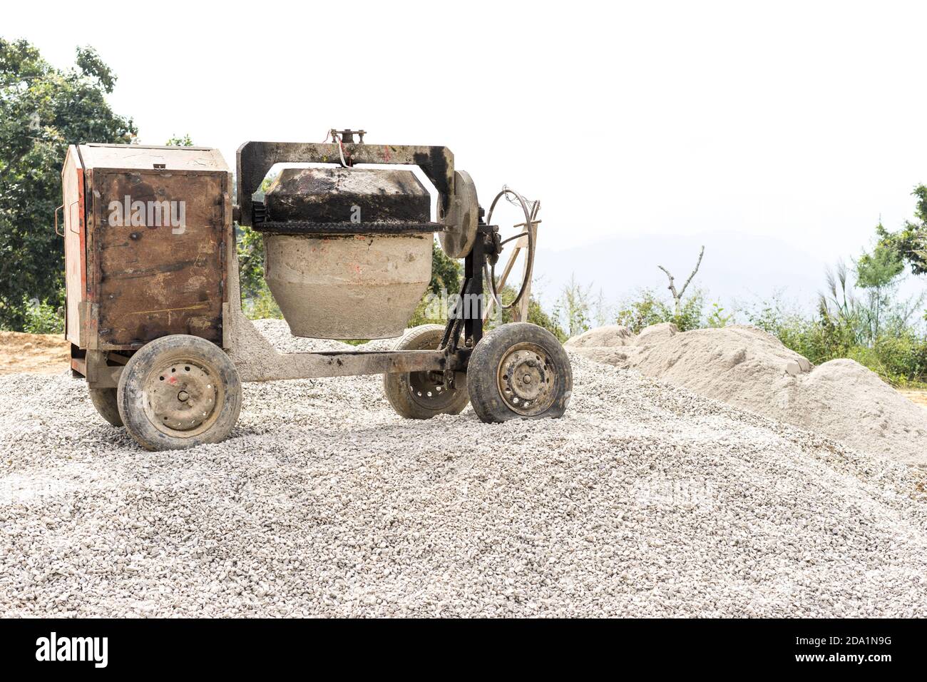 Old cement mixer hi-res stock photography and images - Alamy