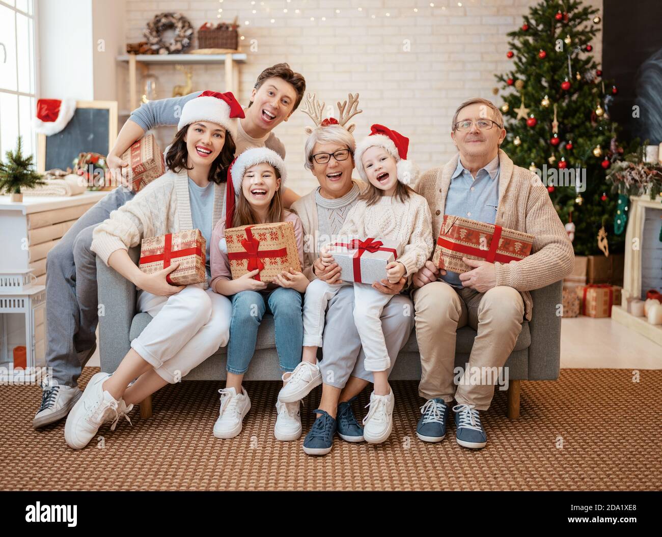Merry Christmas and Happy Holidays! Grandma, grandpa, mum, dad and ...