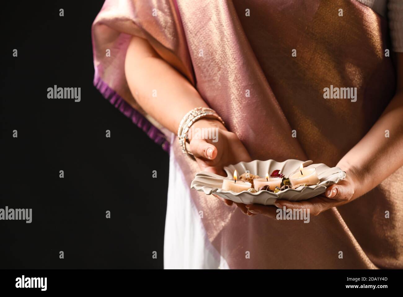 Hinduism puja tray hindu hi-res stock photography and images - Alamy