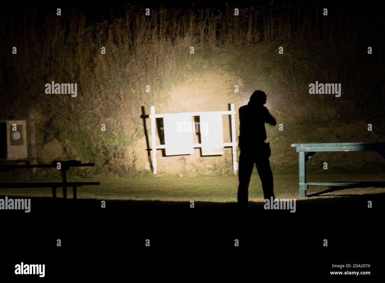 Gun range hi-res stock photography and images - Alamy