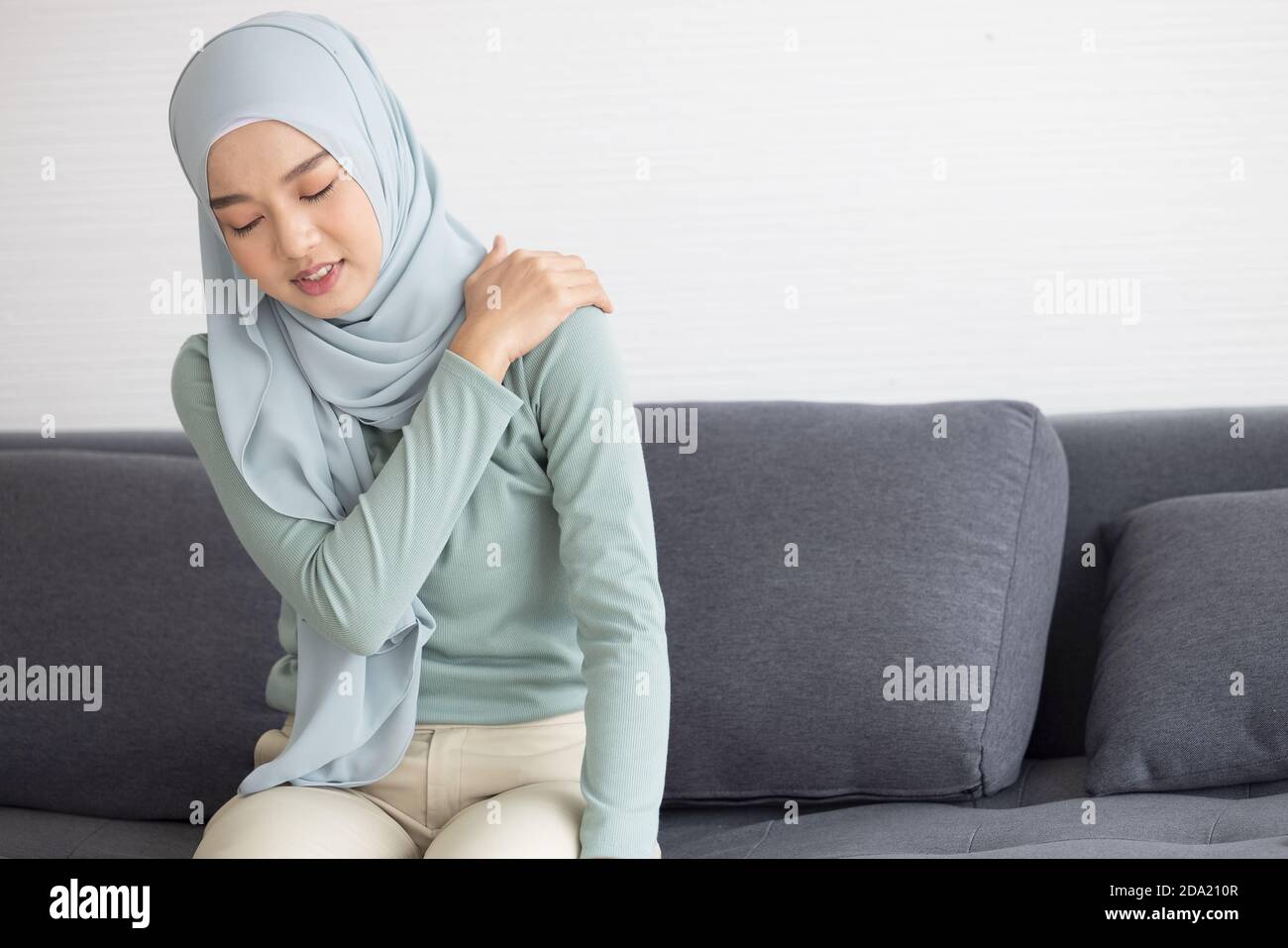 Muslim Woman Feeling Sick Stock Photo - Alamy