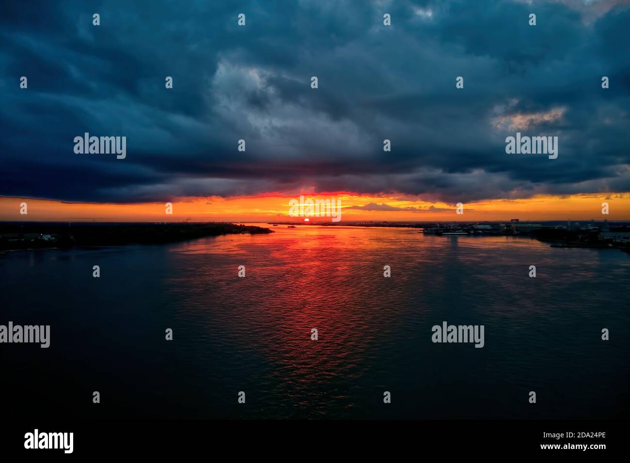 Aerial landscape delaware river hi-res stock photography and images - Alamy