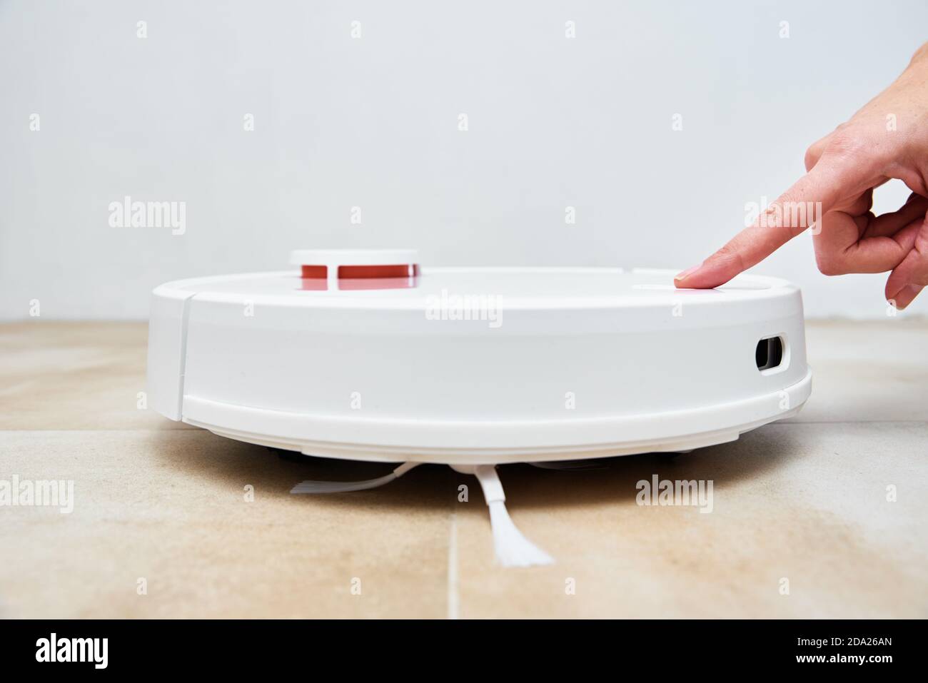 Robot hand and cleaning hi-res stock photography and images - Alamy