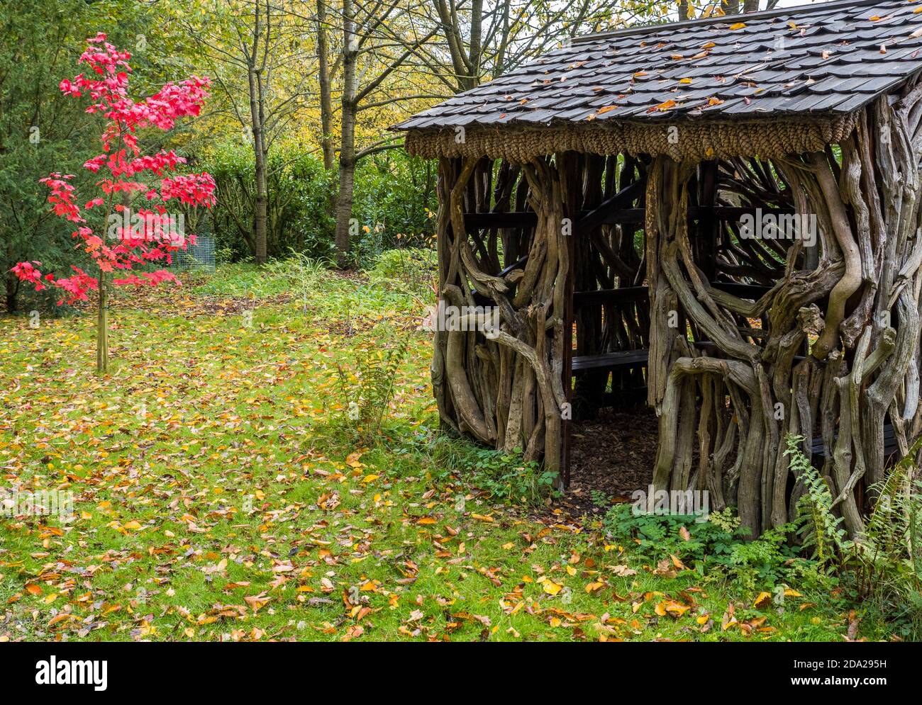 Englefield house gardens berkshire hi-res stock photography and images ...