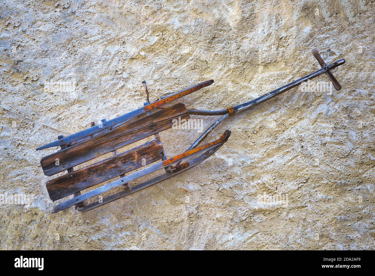 Antique sled hi-res stock photography and images - Alamy