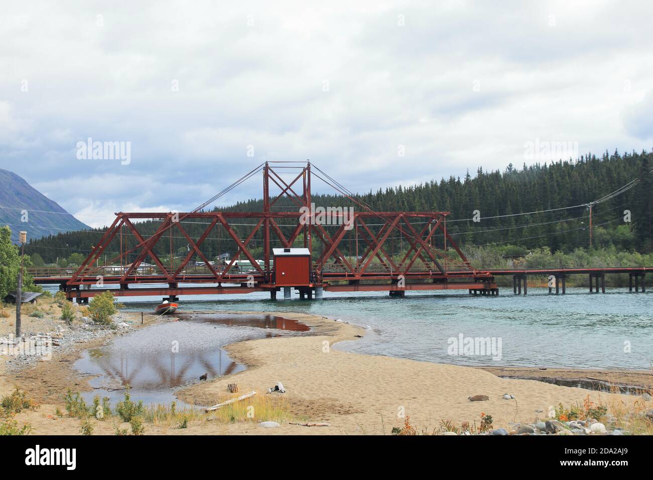 Bridge over the lake - Carcross - Yukon - Canada Stock Photo - Alamy