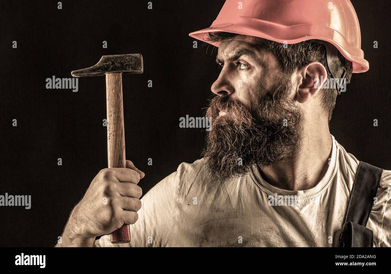 Bearded builder hi-res stock photography and images - Alamy