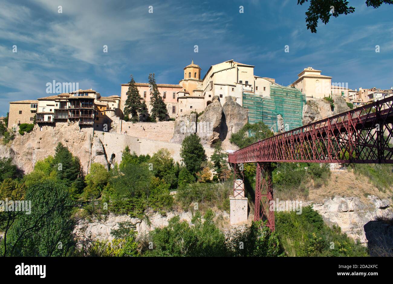 Metal bridge of San Pablo and view of the upper city of Cuenca Stock ...
