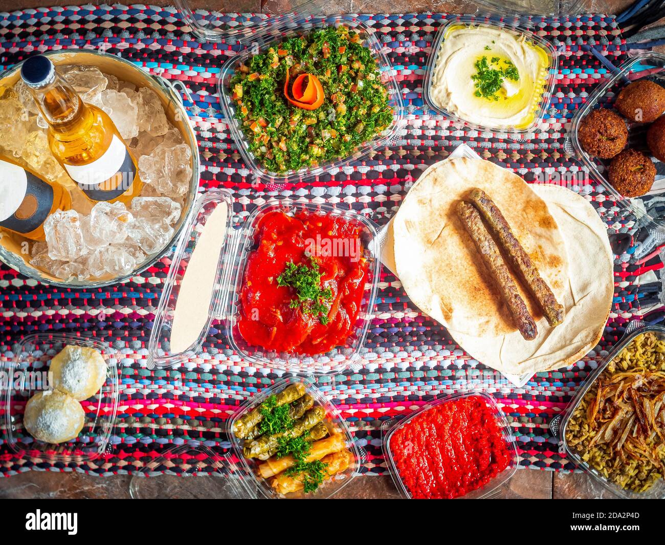 Arabic picnic hi-res stock photography and images - Alamy