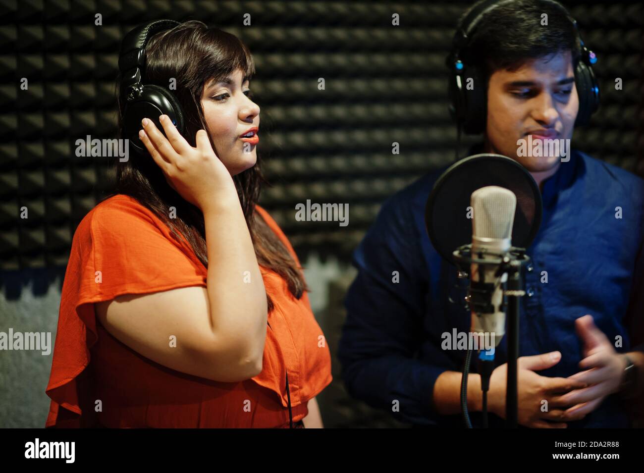 Asian men nightclub hi-res stock photography and images - Alamy