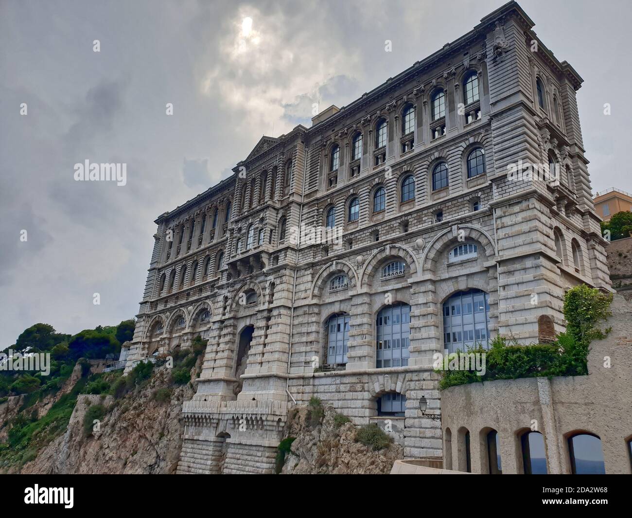 Oceanographic museum and aquarium hi-res stock photography and images ...