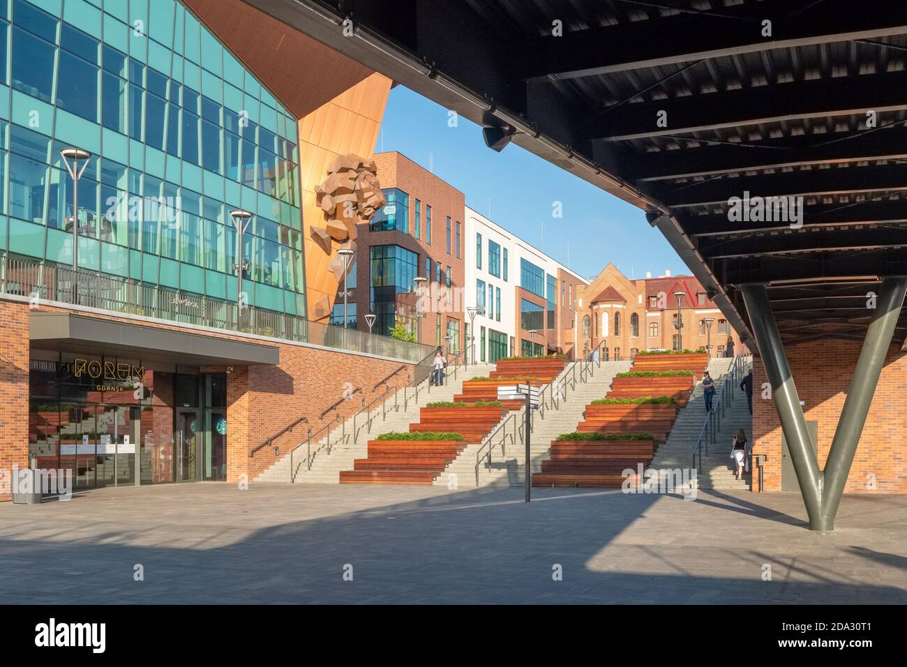 Modern architecture in mall hi-res stock photography and images - Alamy