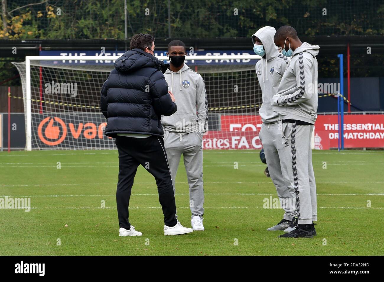 Hampton, UK. 08th Nov, 2020. LONDON, ENGLAND. NOVEMBER 8TH Oldham ...