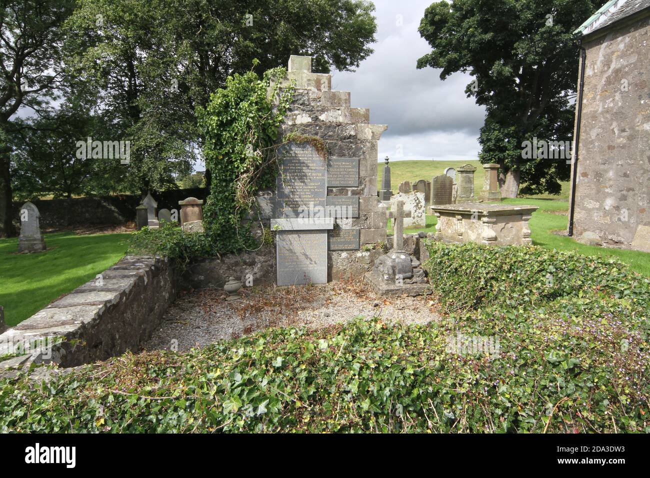 Craigie village hi-res stock photography and images - Alamy