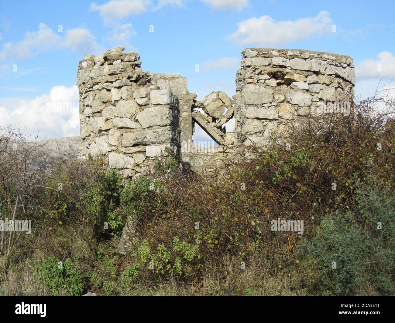 Destroyed Fortress above Dubrovnik, Croati Stock Photo - Alamy