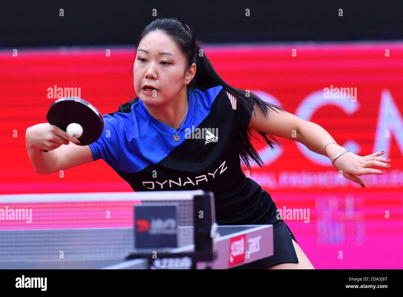 Lily zhang hi-res stock photography and images - Alamy