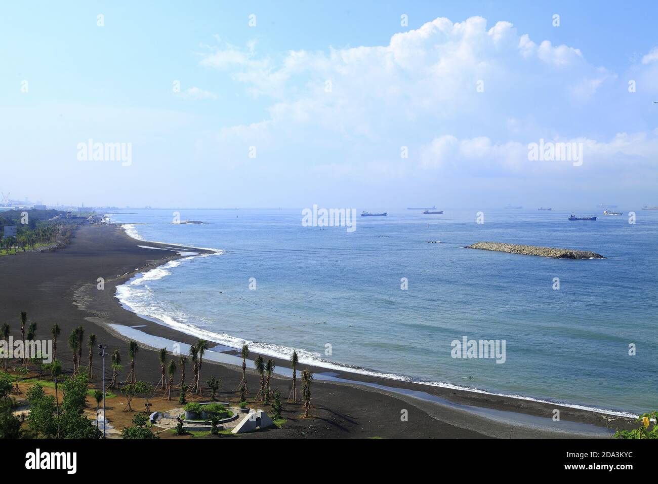 Kaohsiung harbor lighthouse hi-res stock photography and images - Alamy