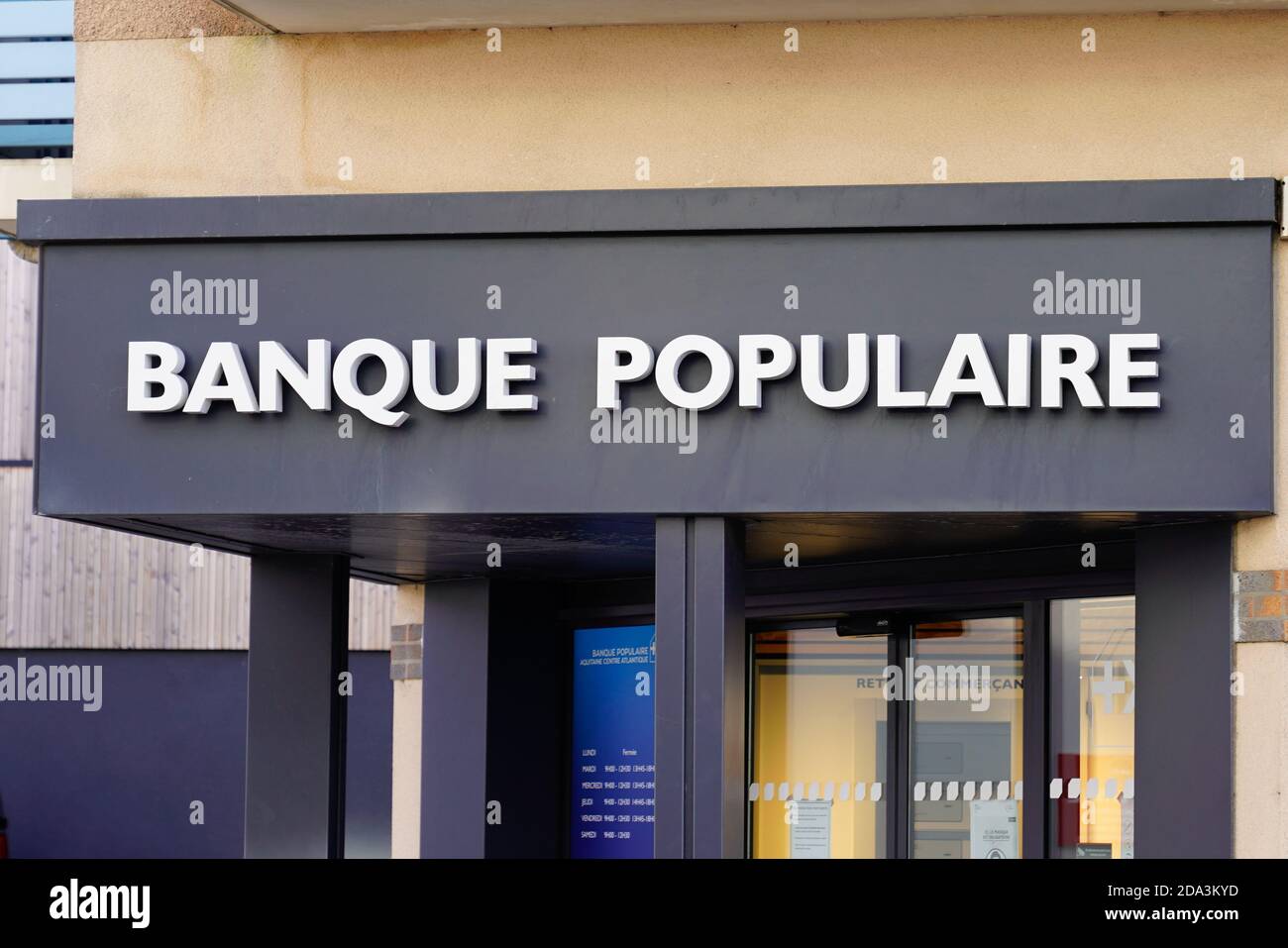 Bordeaux , Aquitaine / France - 11 01 2020 : Banque populaire logo and ...