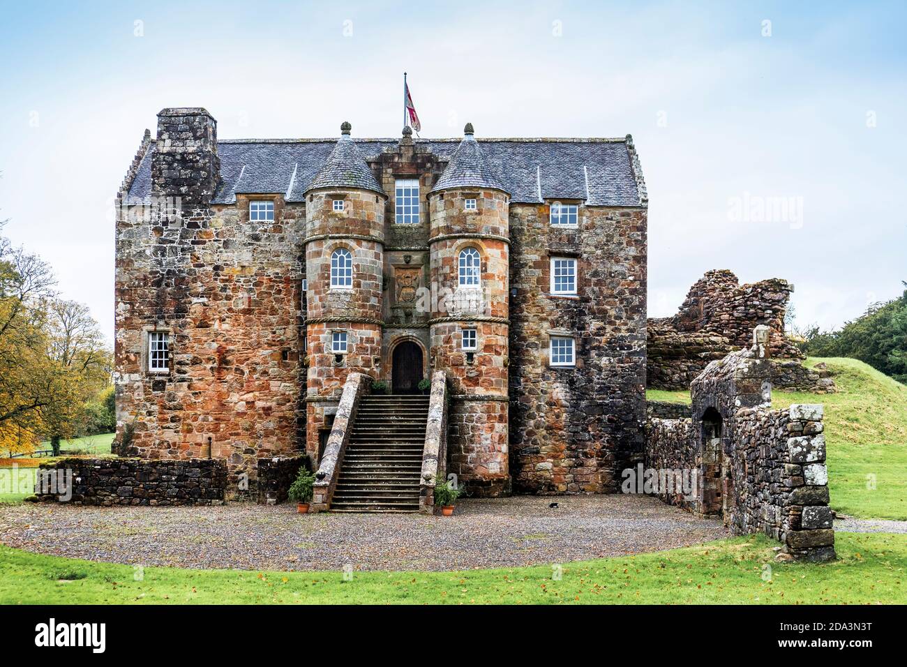 Rowallan Old castle, 13th century Scottish Castle believed to be the ...