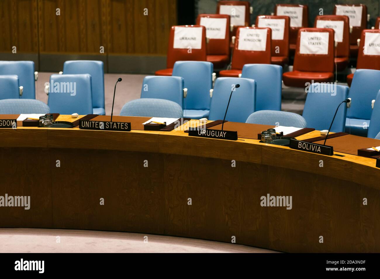 United nations general assembly room hi-res stock photography and ...